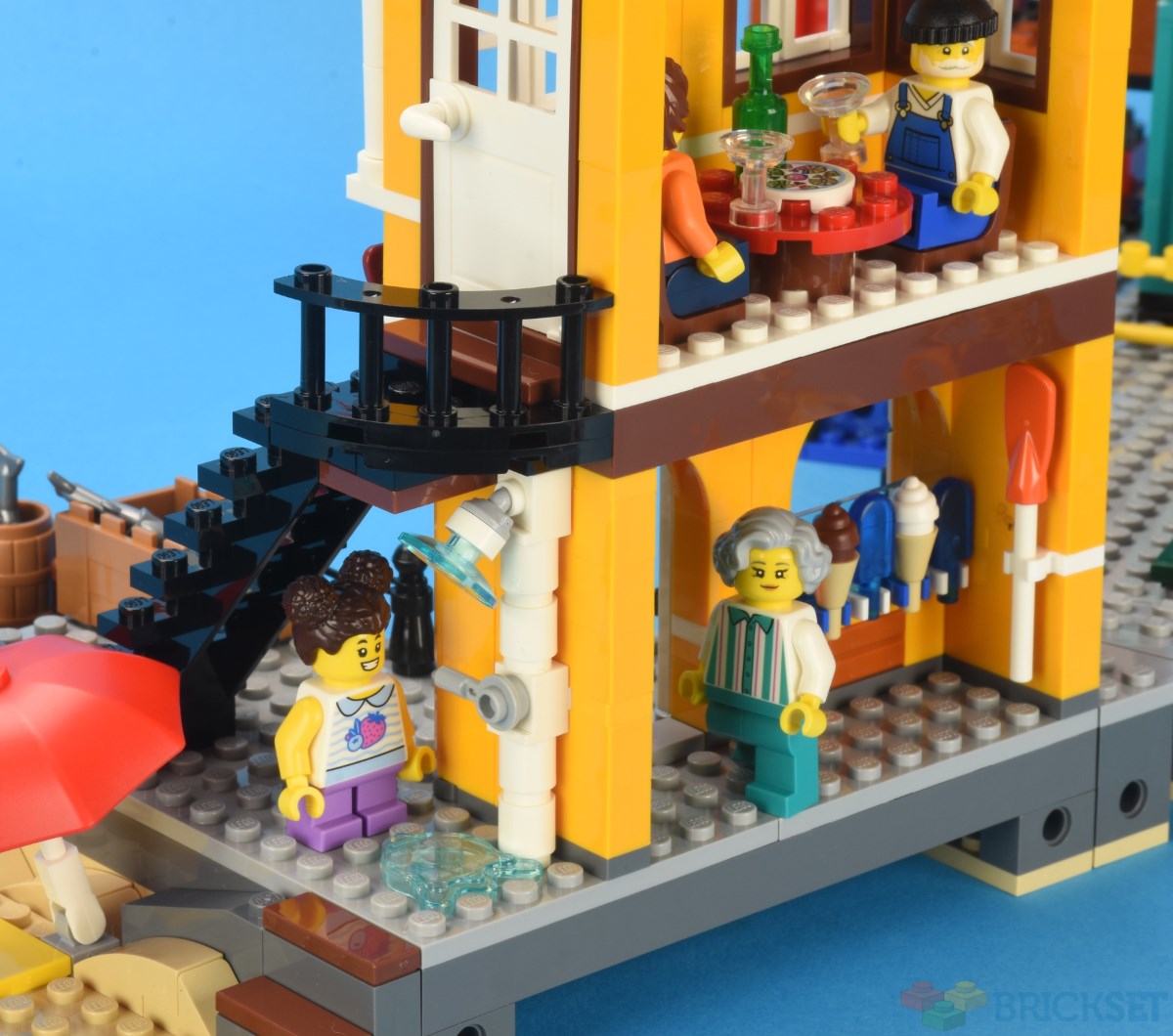 LEGO City 60422 Seaside Harbour with Cargo Ship review | Brickset